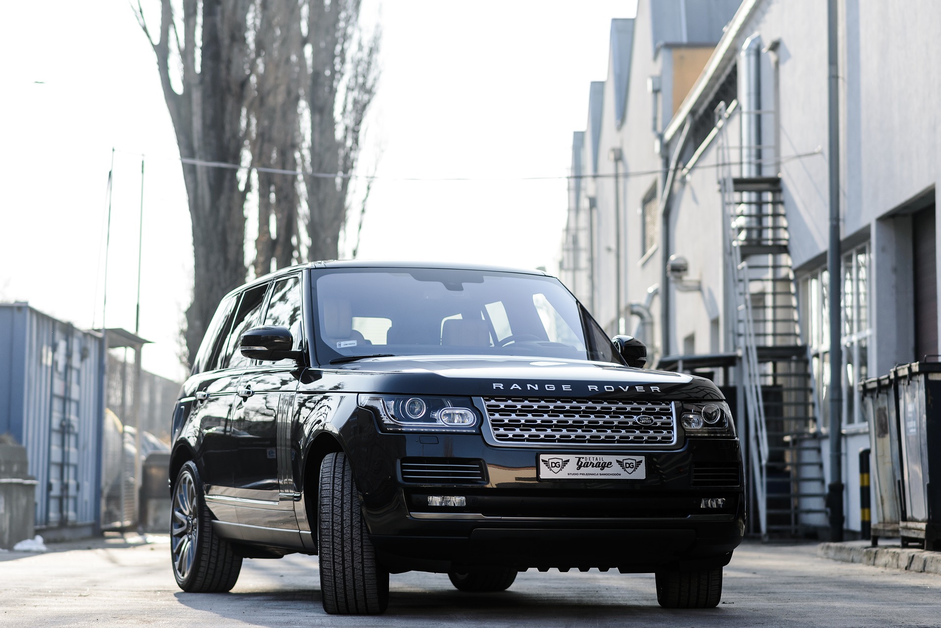 Why Are Range Rovers So Expensive? Because They’re Great